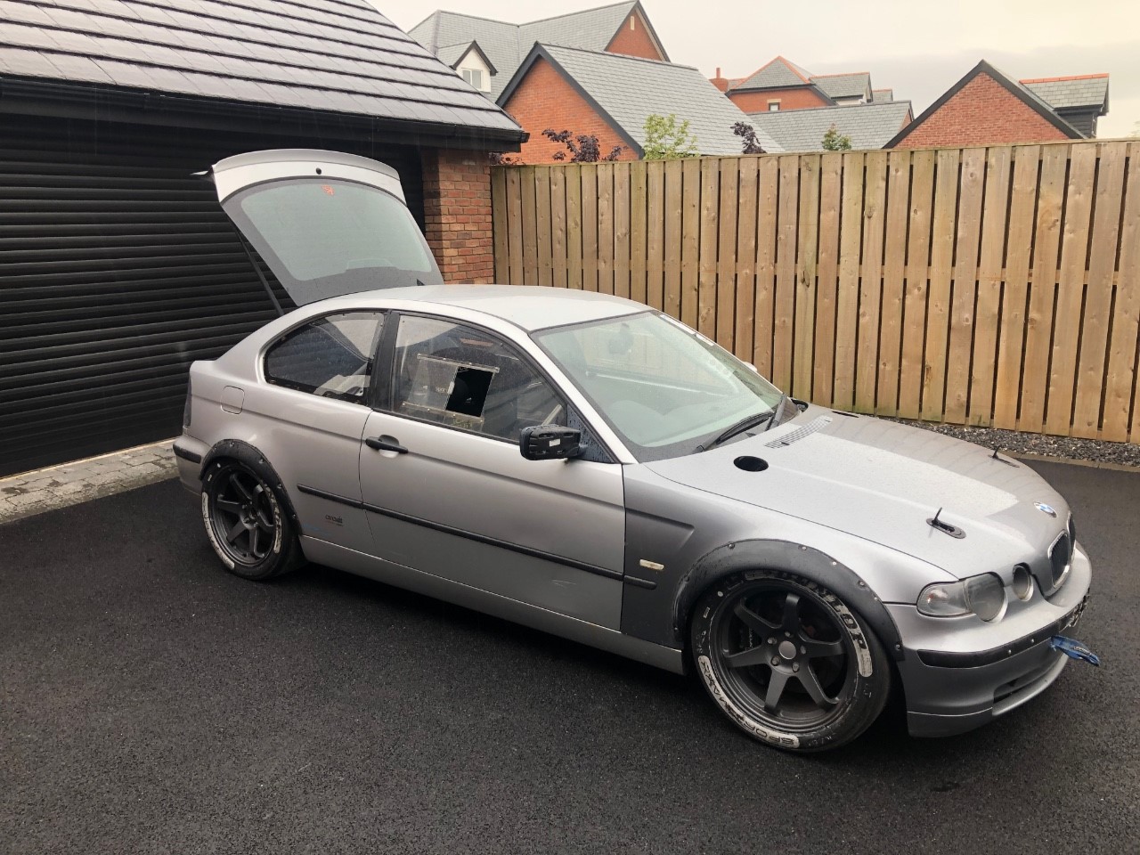 E46 compact 3.2 evo engined (£8000) | The M3cutters