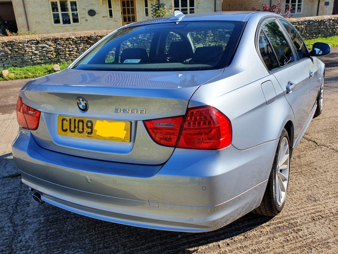 2009 BMW 320D (E90) in Blue Water Metallic (£2500) | The M3cutters